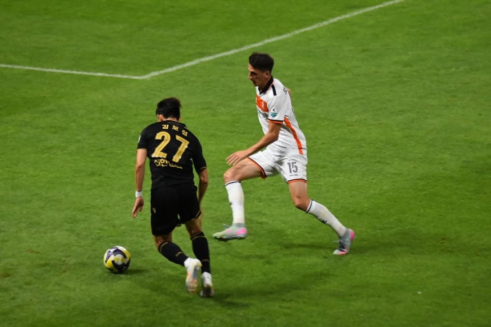 인천 유나이티드 팬들은 정말 행복하겠다_feat 무고사 K리그 100호골 : 네이버 블로그