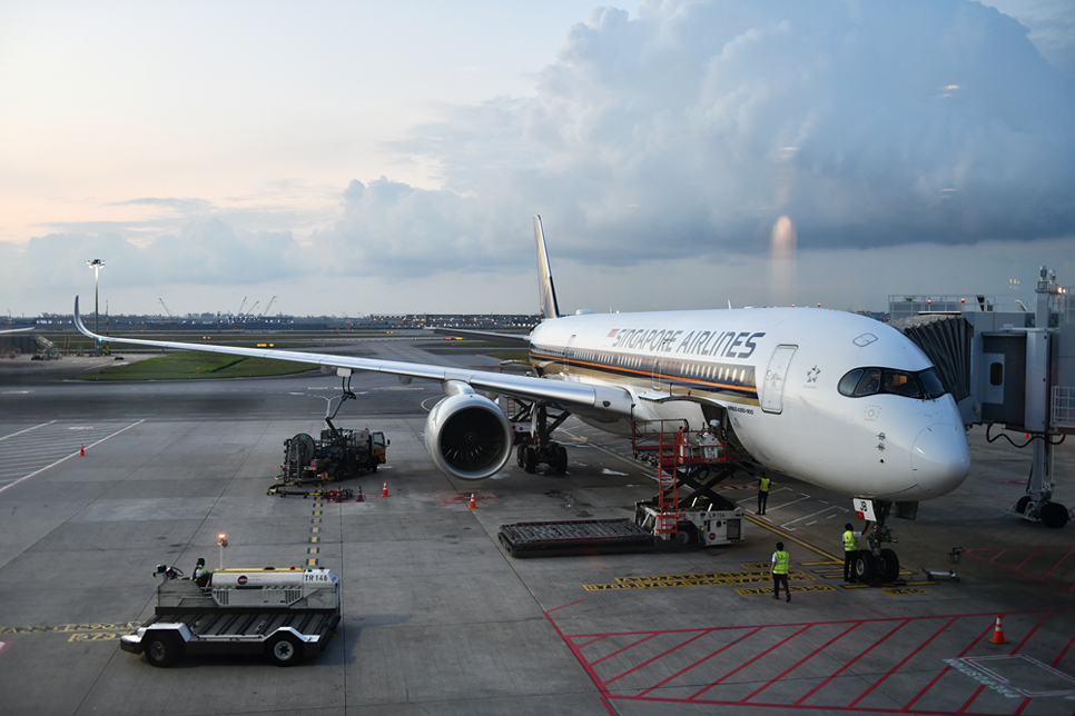 싱가포르항공 비즈니스 클래스 / 기내식 / SQ952 / A350-900 : 네이버 블로그