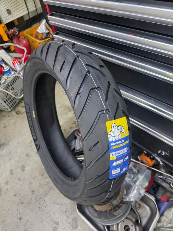 [2025.07/23]BMW R1200GS ADVENTURE 리어타이어교체 : 네이버 블로그