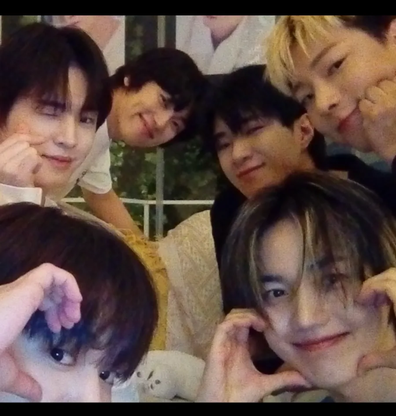 [250729] 온앤오프 민균 + 팝업 카페 라이브 : 네이버 블로그