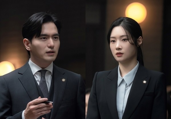 JTBC 에스콰이어 ㅡ 이진욱 정채연 등장인물 명장면 드라마 본방사수 : 네이버 블로그