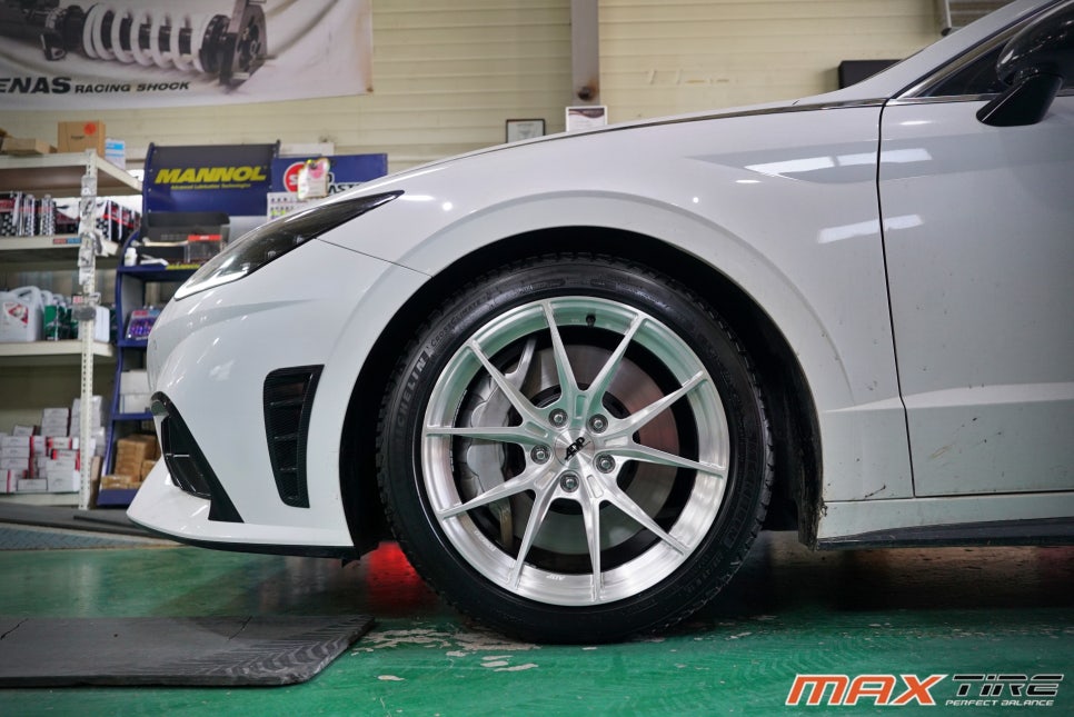 소나타 DN8 18인치 ADP 단조휠 튜닝, 미쉐린 크로스클라이밋2 타이어 장착, 오산 맥스타이어 : 네이버 블로그