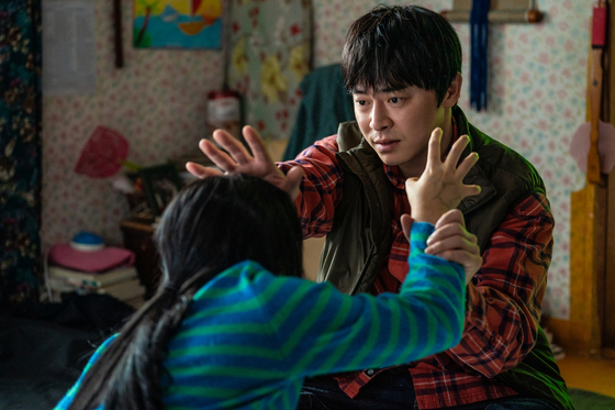 "올해 500만 관객은 최초"…영화 '좀비딸', 제대로 일냈다 : 네이버 블로그