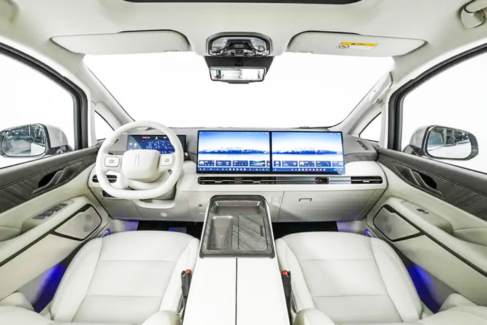 "알파드급 미니밴을 카니발 가격에?" 6천만 원대 하이브리드 MPV 출격 : 네이버 블로그