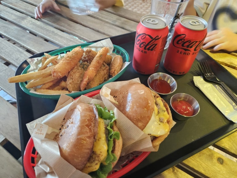 창원 신월 귀라카이버거, 공연 전 가족끼리 찾은 찐 수제버거 맛집 : 네이버 블로그