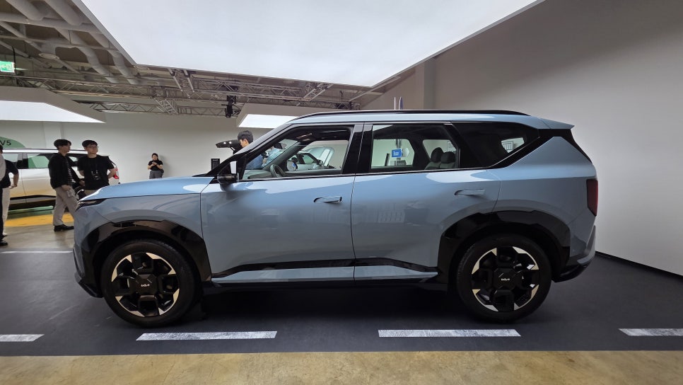 EV5 보고왔어요! EV5출시 EV5가격 : 네이버 블로그