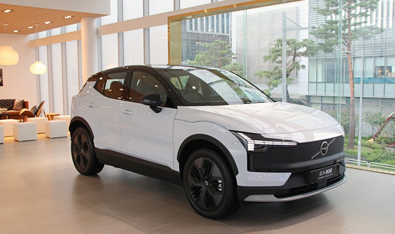 볼보자동차코리아, 브랜드 가장 빠른 모델 순수 전기 크로스컨트리 ‘EX30CC’ 출시 : 네이버 블로그