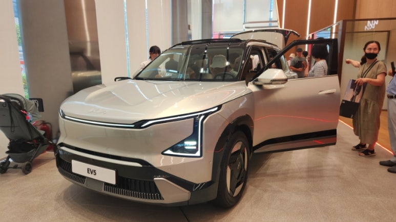 기아자동차 EV5 (롱레인지) Exclusive Preview 방문 후기 (기아 강서플래그십스토어) : 네이버 블로그