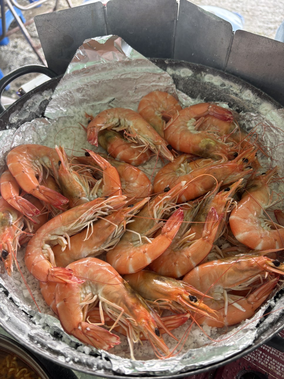 인천에서 1박 보내기 이마트에서 장보고 [스튜디오602]자고 [해운정] 새우먹고 [육짬] 해장하고 [마레616] 카페가고 잠실 ...