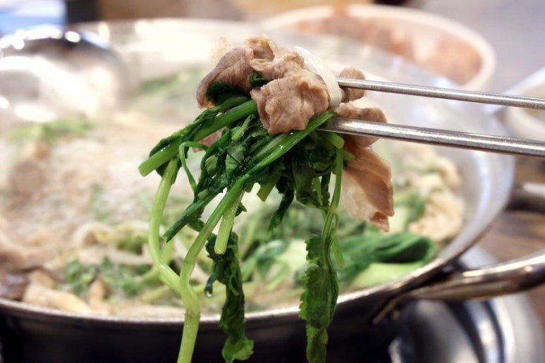 대전 도안동 돌미나리얼큰샤브칼국수 : 네이버 블로그