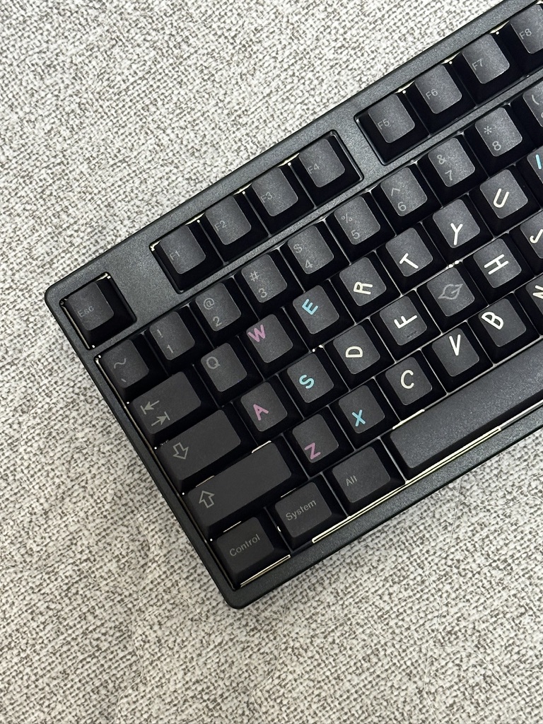 베놈 87HE 주문제작 키보드 후기 – 도각도각 소리와 싱귤래러티 키캡 조합 : 네이버 블로그