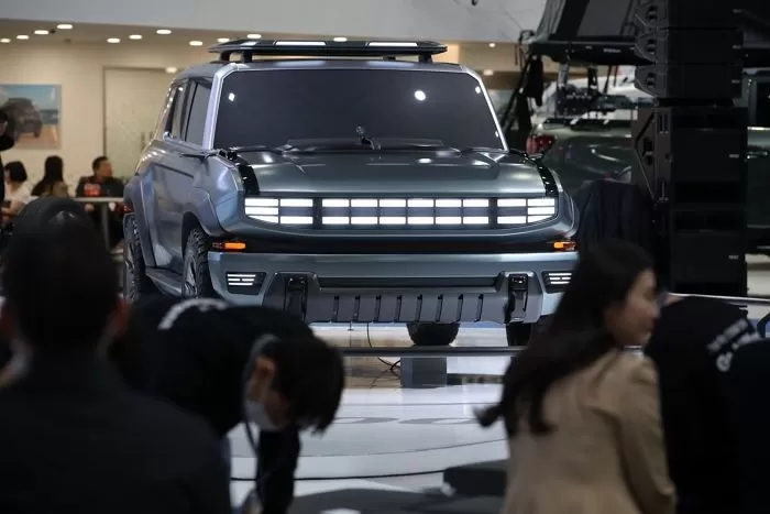 KG 모빌리티에서 '쌍용 렉스턴' 후속 전기차로 준비중이라는 'F100'의 비주얼 : 네이버 블로그