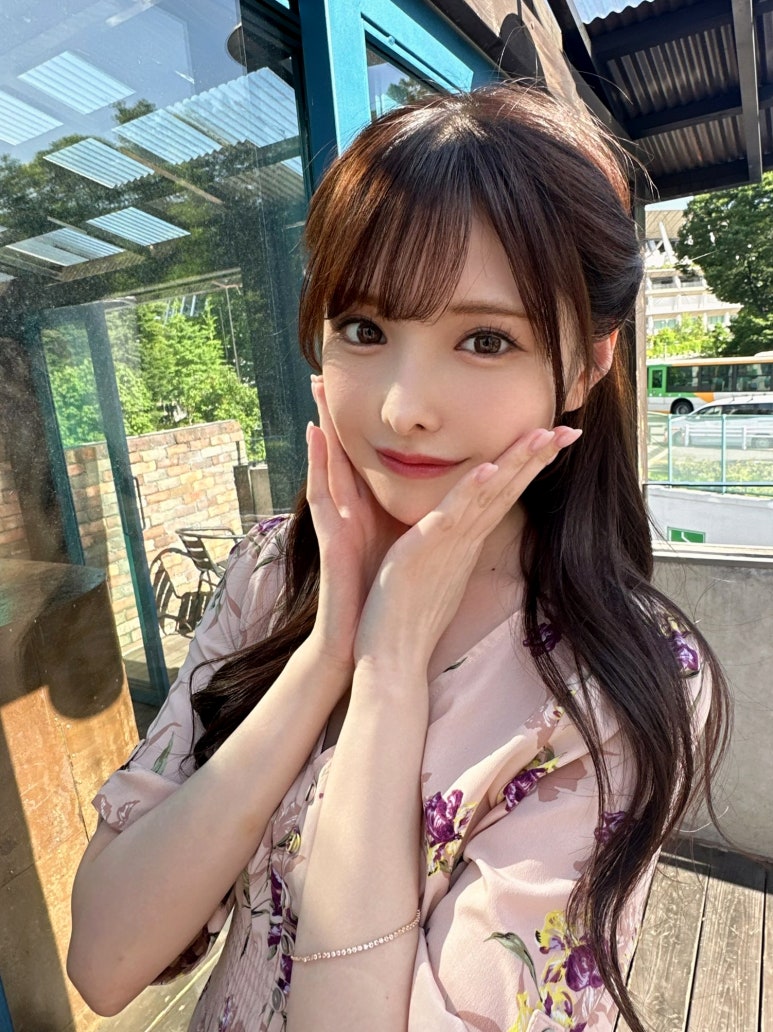 하시모토 아리나, 아라타 아리나 (Arina Hashimoto, 橋本ありな) : 네이버 블로그