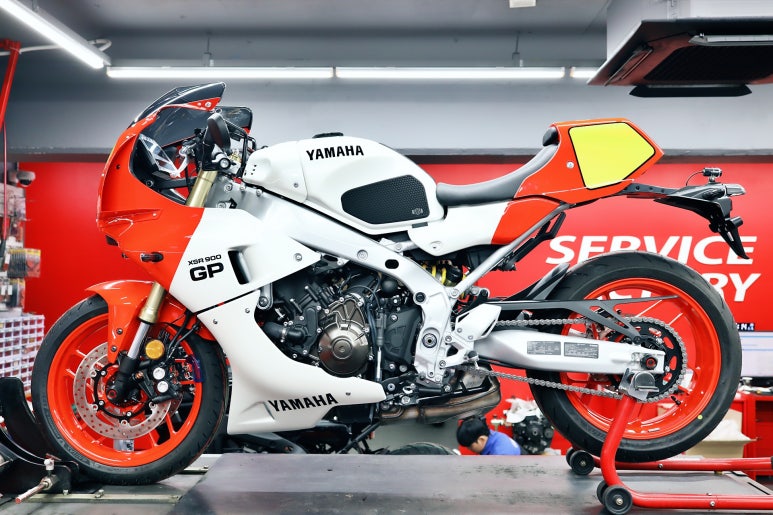 YAMAHA XSR900GP / XSR900GP / 야마하 XSR900GP 신차 출고 : 네이버 블로그
