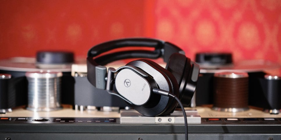 가공하지 않은 순수한 품격 - Austrian Audio Hi-X55 헤드폰 : 네이버 블로그