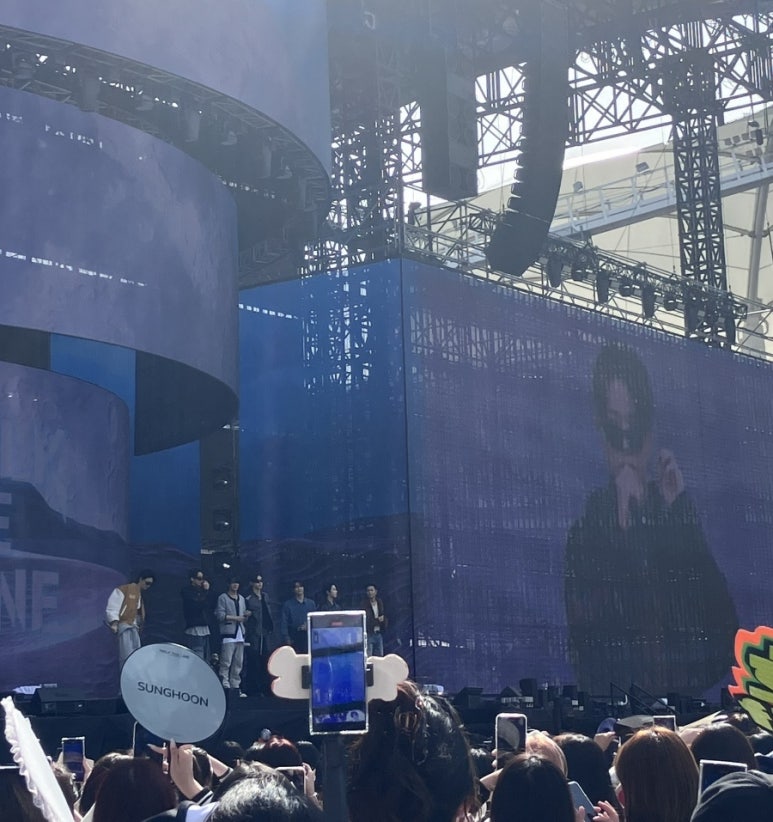 플로어 시야 업뎃 시야사진80개이상고양종합운동장 콘서트 공연 2층 3층 좌석 플로어 시야방해석 실제 시야 네이버 블로그