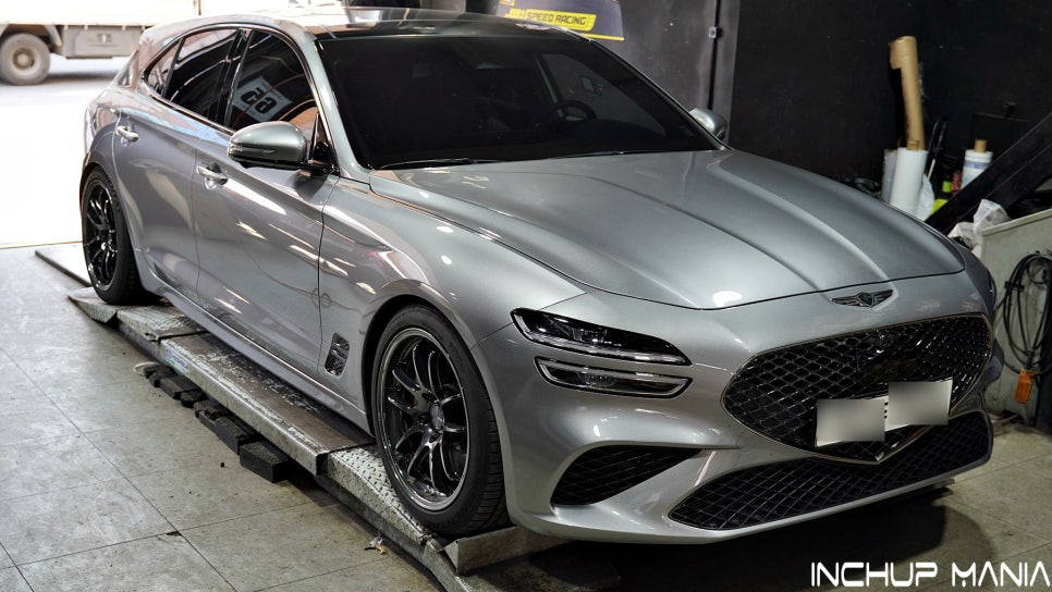 현대 제네시스 G70 슈팅브레이크 - WORK 키와미 19인치 . 한국 S1에보3 245 35 19 타이어 교환 (인치업매니아안산점) : 네이버 블로그