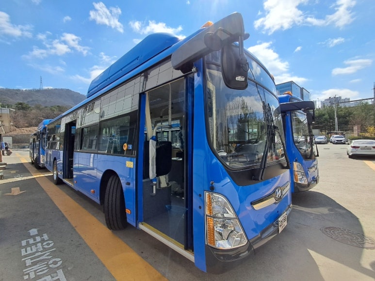 KD운송그룹 대원여객 LF NEW SUPER AERO CITY 개선형 25" 신차출고 : 네이버 블로그