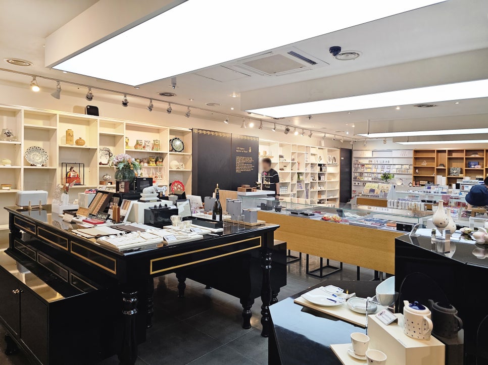 경복궁 옆 국립고궁박물관 굿즈샵_고궁뜨락 뮤지엄숍 정보(메이드 인 코리아 한국전통굿즈 파는 곳) : 네이버 블로그