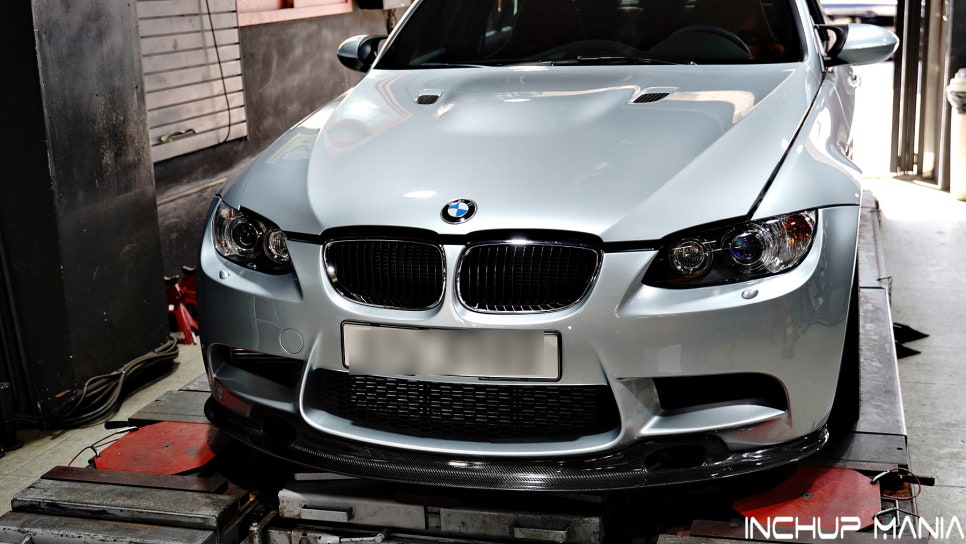BMW E90 M3 - 얼라인먼트 . 휠스터드 성전환 작업 (인치업매니아안산점) : 네이버 블로그