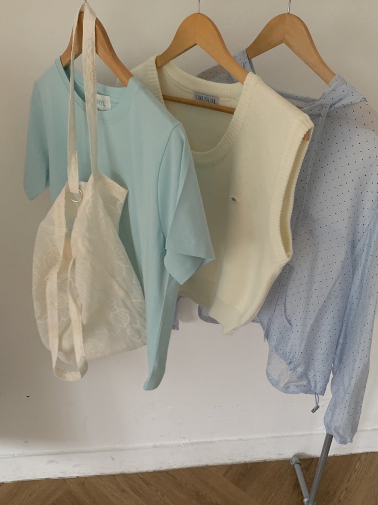 [ sample sale ] 언유주얼 마켓 심볼 니트 베스트 샘플 세일 _ 아이보리 9000원 무료배송 ( 80% 세일 ...