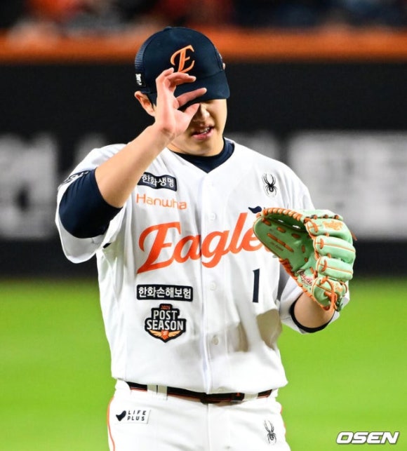 문동주도 지쳤다, 최고 시속이 150km라니…1이닝 21구 1실점 초고속 강판, 부상은 아니다 [KS5] : 네이버 블로그