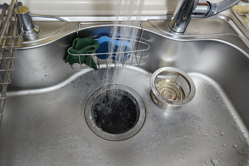 김해 싱크대 배수관 막힌 곳 뚫기 : 네이버 블로그