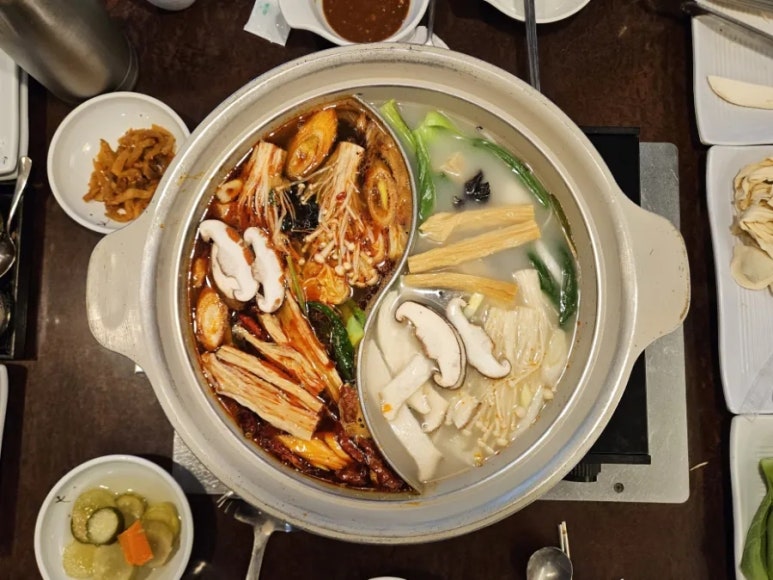 대치동 맛집 - 양고기와 훠궈가 맛있는 강남 양꼬치 룸식당 희앤락 : 네이버 블로그