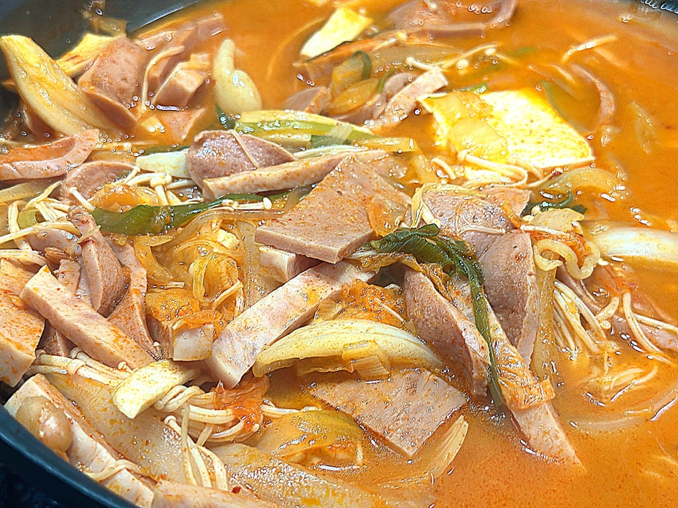 아부찌부대찌개 | 얼큰하고 따끈한 국물이 당길 때 먹는 부대찌개 : 네이버 블로그