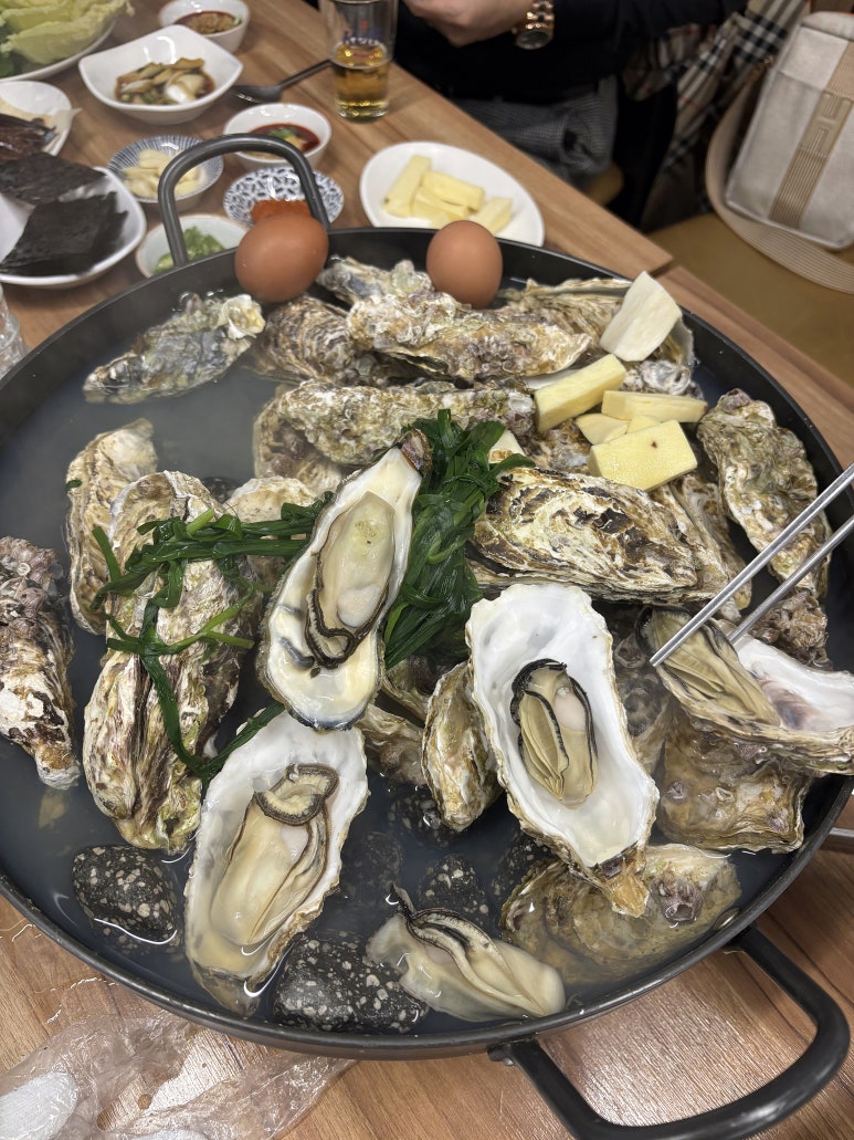 [포항 맛집] 굴찜 전문점 죽도동 맑은바다 생굴구이 #포항굴찜맛집 #포항맑은바다생굴구이 #포항굴맛집 : 네이버 블로그
