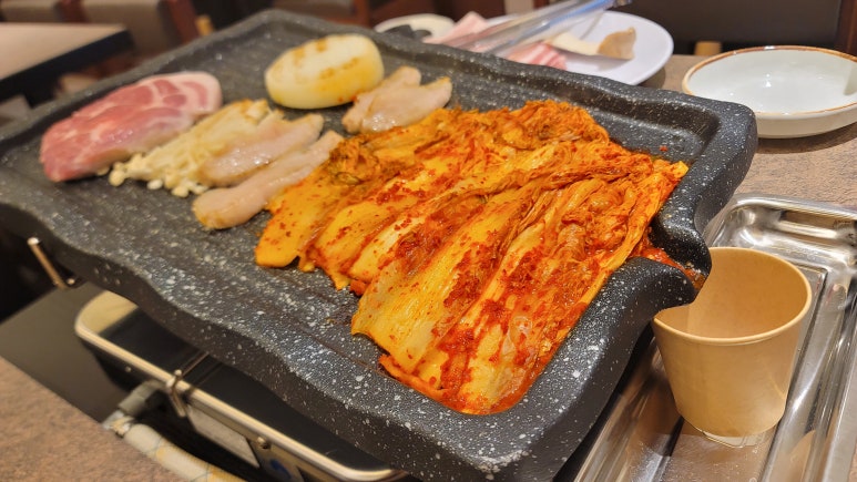 인천 부평 맛집 고기집 부평골 김치삼겹살 후기 : 네이버 블로그