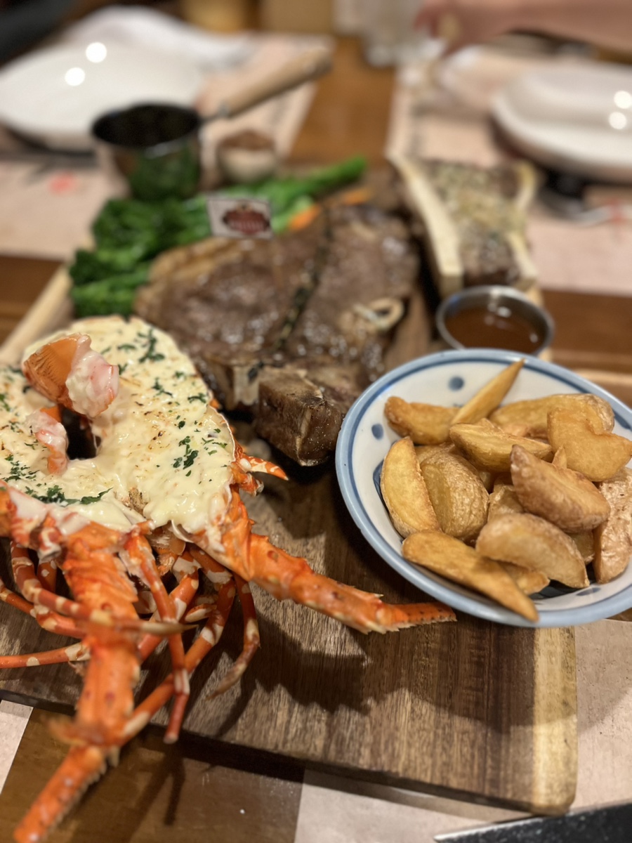 나트랑 조니 스테이크 하우스 Johnny Steak House 1호점 방문기 – 비 오는 날 아이들과 스테이크로 마무리한 하루 ...