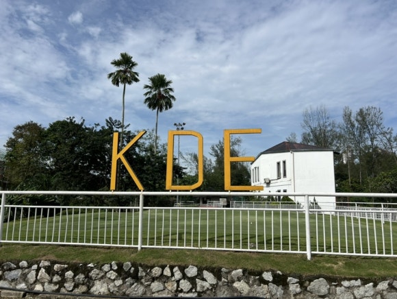 말레이시아 암팡 이색 골프장_KDE Driving Range 🏌️‍♀️ : 네이버 블로그