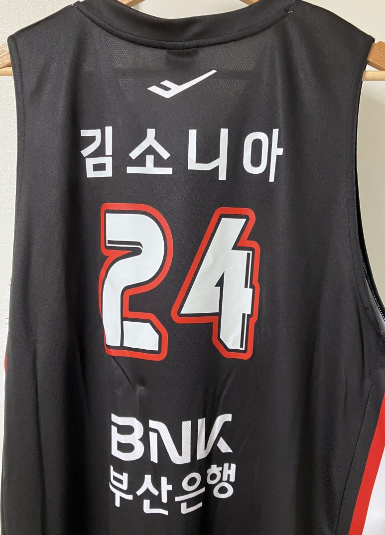 2025-26 WKBL 부산 BNK 썸 여자프로농구단 X 프로스펙스 김소니아 마킹 유니폼 [스포츠머천다이징] : 네이버 블로그