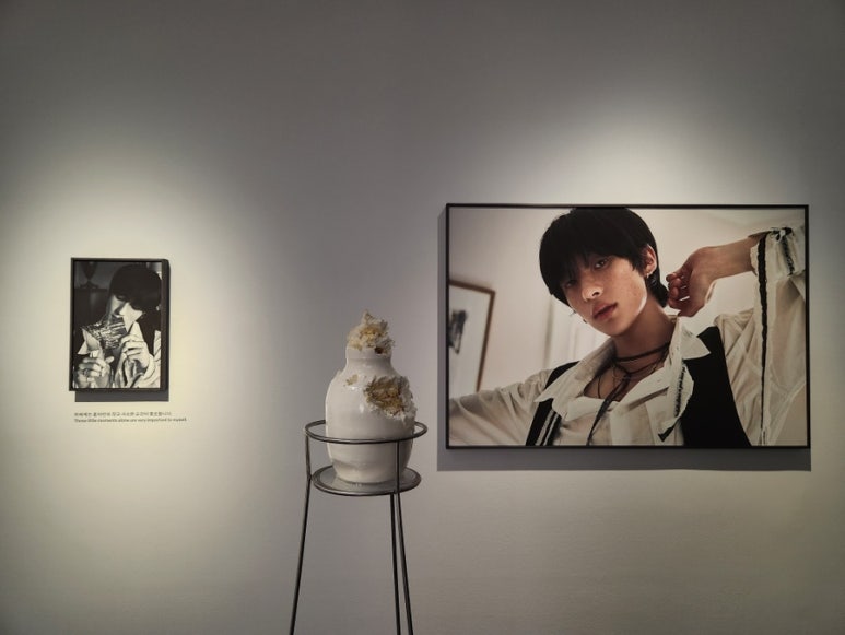 RIIZE | Silence: Inside the Fame 고요와 파동 | PHOTO EXHIBITION 라이즈 전시회 후기♡ | MD도 왕창 구매했어요 : 네이버 블로그
