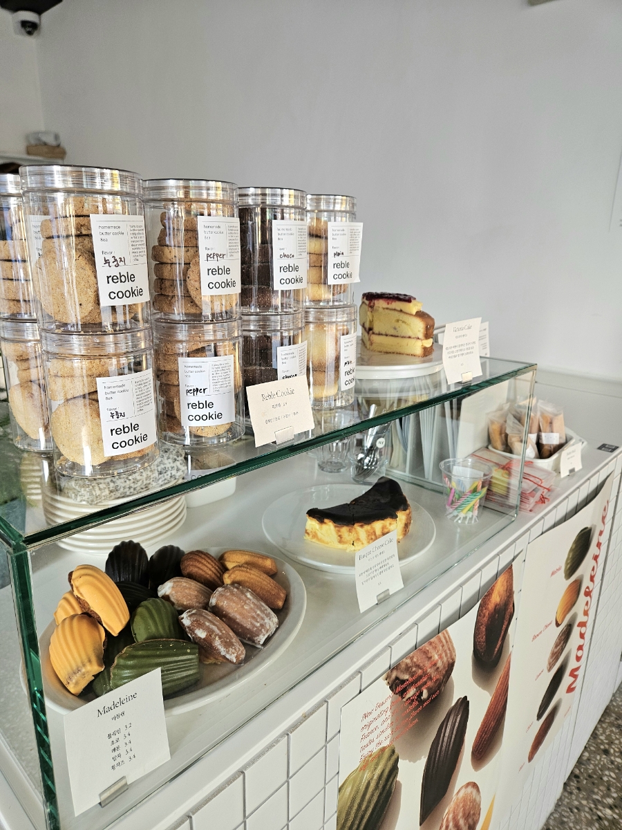 대구반월당 크림라떼맛집 리시트 현대 시그니처 커스터드 밀크 추천 : 네이버 블로그