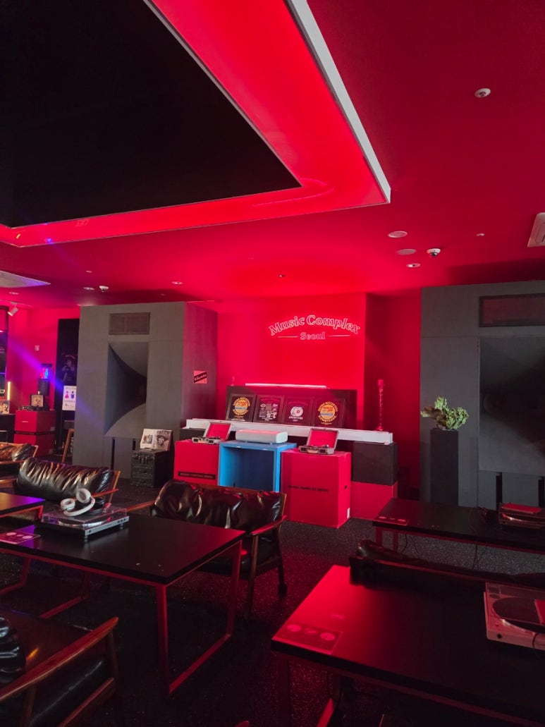 서울 LP 카페 추천 인사동 데이트 코스 뮤직컴플렉스서울 안녕인사동점 방문 후기 : 네이버 블로그