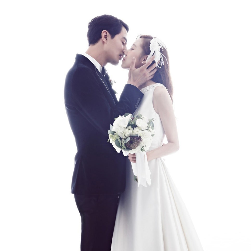 패션 아이콘 여배우인데.. 다들 아쉬워한 본식드레스 : 네이버 블로그