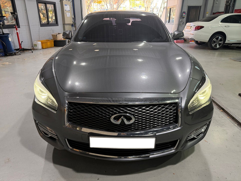 부산 수입차정비 // 인피니티 Q70 - 조수석시트 에어백에러 캔슬모듈 장착 작업!! // 부산 에이블모터스 : 네이버 블로그