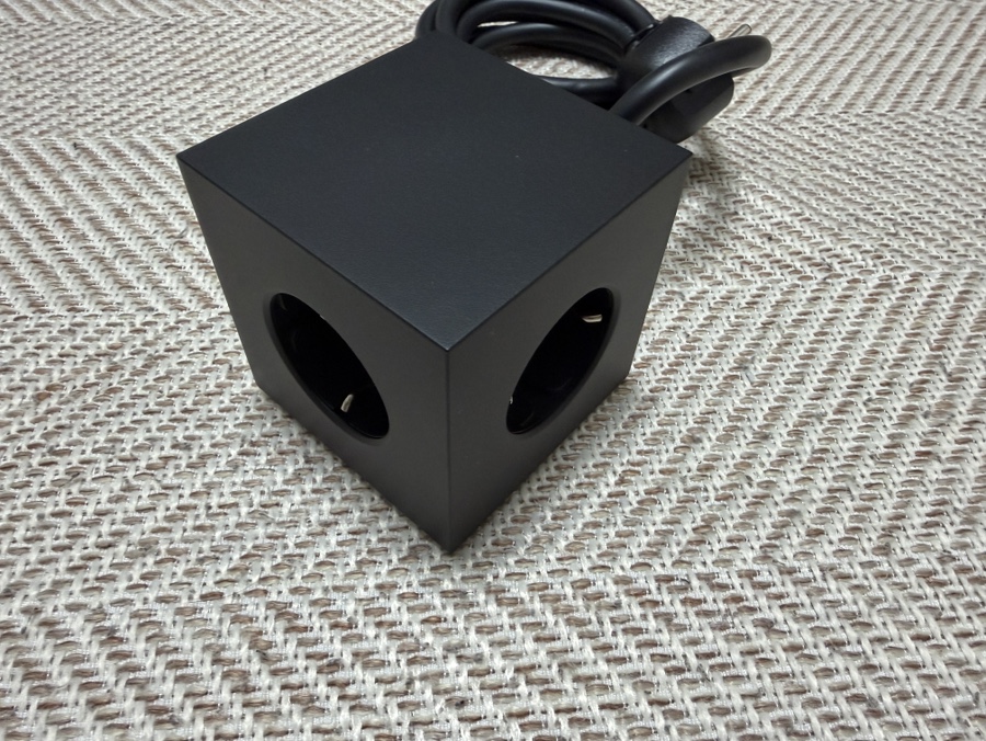 인테리어 큐브 디자인 멀티탭, 아볼트 스퀘어원(AVOLT Square1) 스톡홀름 블랙 USB C 타입 구입 후기 : 네이버 블로그