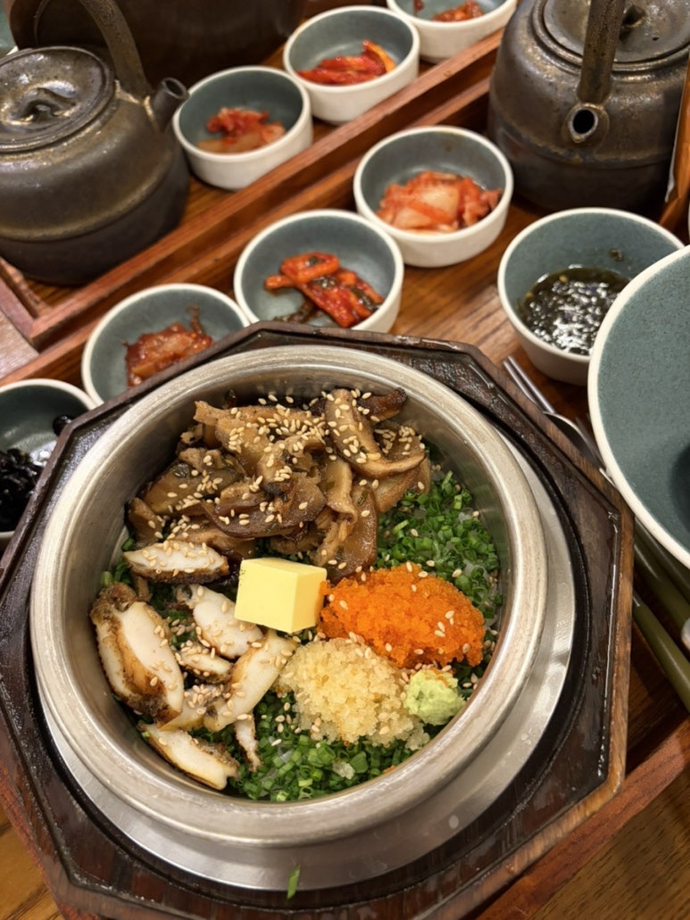 [고양 일산] 밤리단길 솥밥 스테이크 맛집 ‘이경 양식당’ : 네이버 블로그