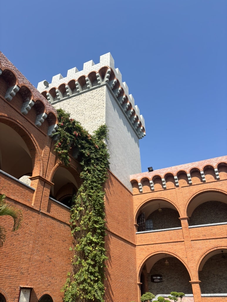 [호치민 일상] 무이네 1박 2일 골프 여행 (신밧드 케밥, 와인 캐슬, 뫼벤픽 판티엣, PGA 노바 월드 골프 클럽 ...