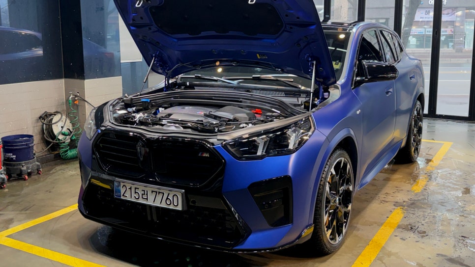 춘천 BMW X2 엔진룸 세차｜수입차도 안심 가능한 디테일링 관리 : 네이버 블로그