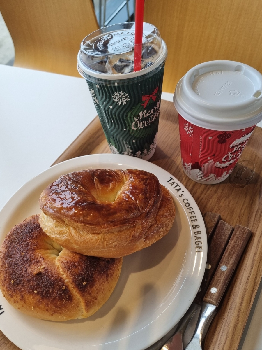 진주 아이동반/애견동반 카페 추천｜타타스베이글 후기 : 네이버 블로그