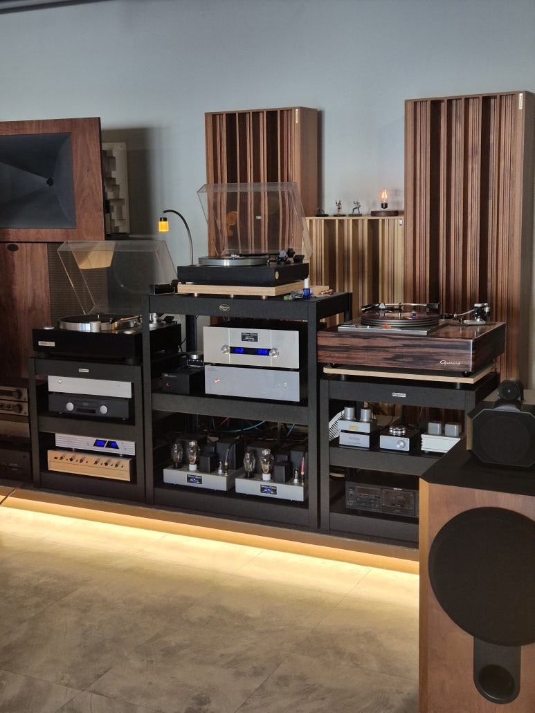 [리뷰/시흥] 시흥대야역 차분하고 분위기 좋은 LP카페, 음악감상실 온 : 네이버 블로그