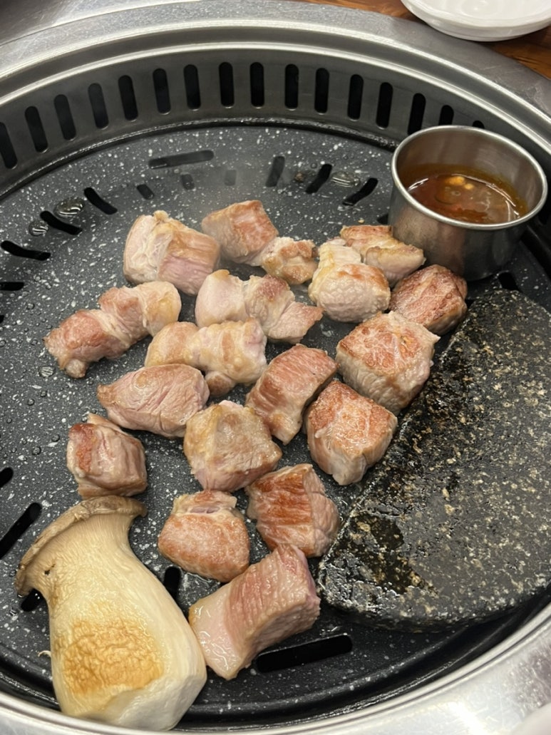 해운대고깃집 고반식당 해운대점에서 프리미엄 한돈 데이트! : 네이버 블로그