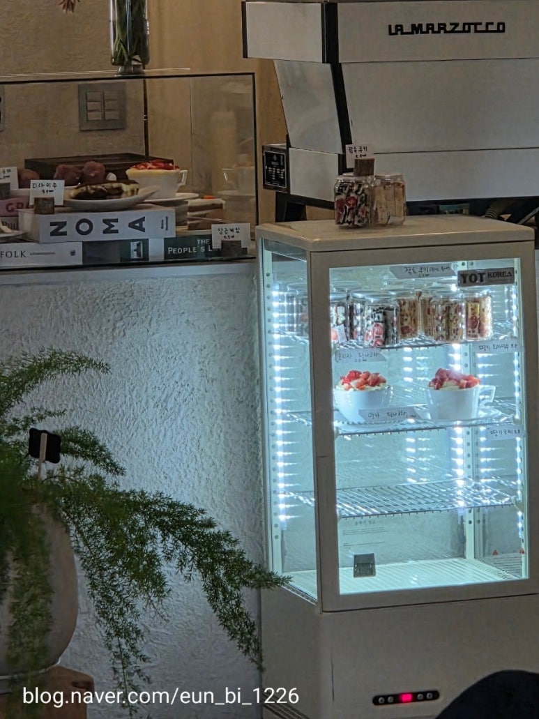 밤리단길 맛집 화덕피자 파스타 더고양식당 / 애견동반 카페 차느루 : 네이버 블로그