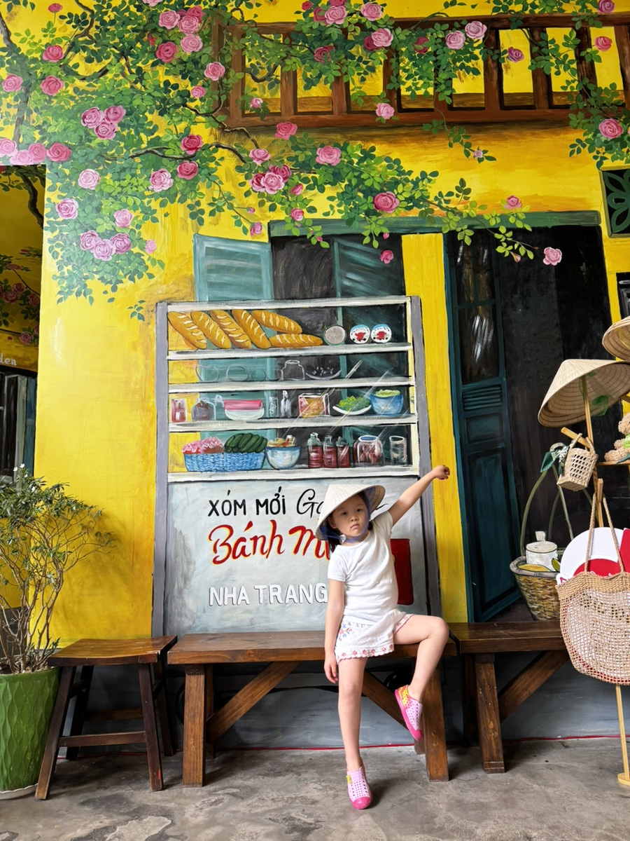 [25년 나트랑]2일차_나트랑 시내_“씀모이 가든” 점심/ 마사지50%/ 인력거타고 시내한바퀴~~/ “참파 아일랜드로 속소이동 ...