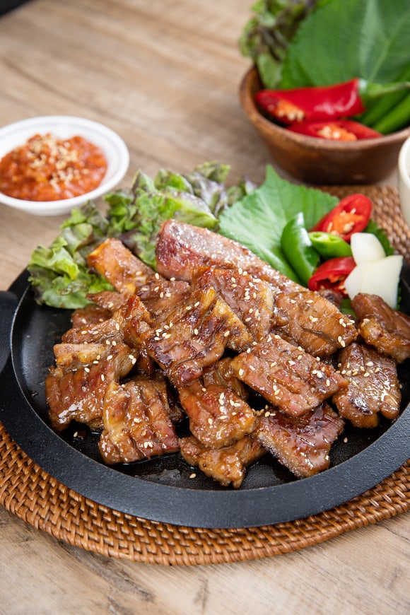 도드람한돈 양념 왕구이 1팩 11,400원! 3팩만 담아도 무료배송! 단짠단짠 양념돼지구이 중에 최고! 압도적인 재구매율 ...