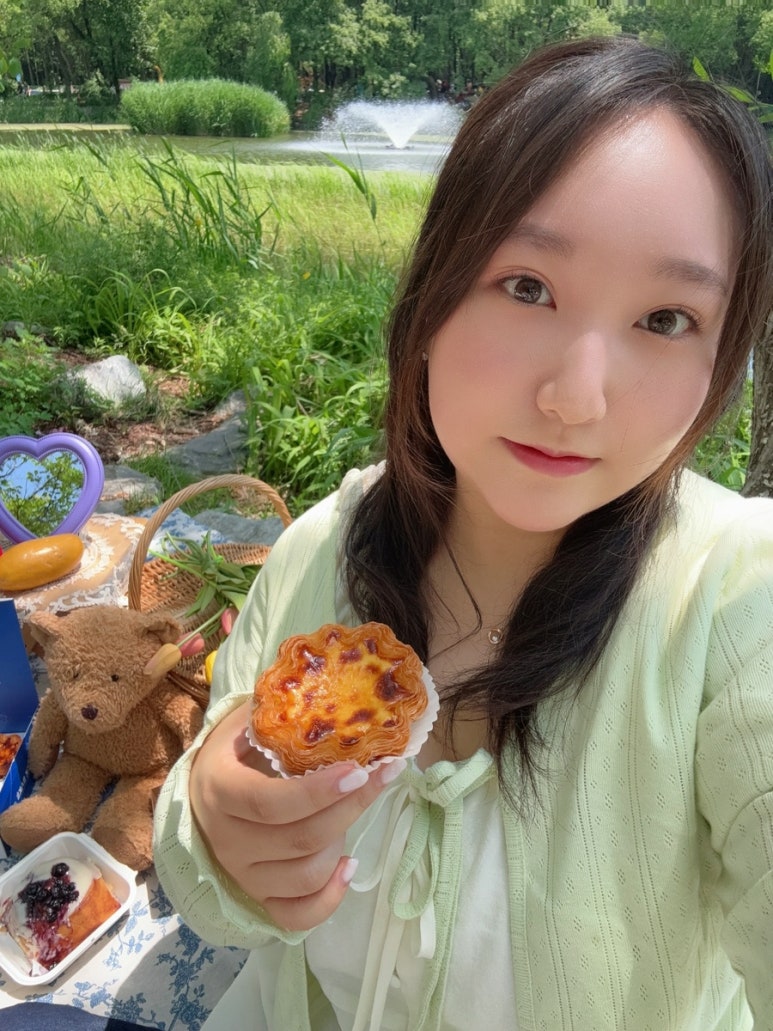 공주 둘의 서울숲 피크닉(feat. 무수리)과 맛있는 거 잔뜩 먹은 날! : 네이버 블로그